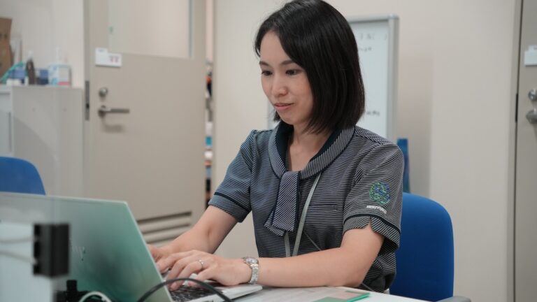 ケアカルテのデータ連携で一日がかりの作業が1時間に。稼働率の向上と業務効率化を同時に実現 - ペースノート - 介護予約管理クラウド